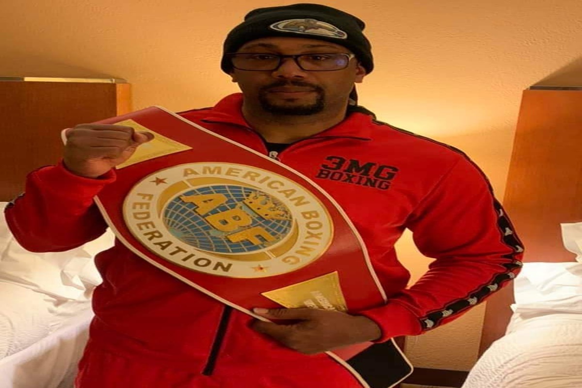 Max Boxing - News - Chatting with the champ: Dominick Guinn